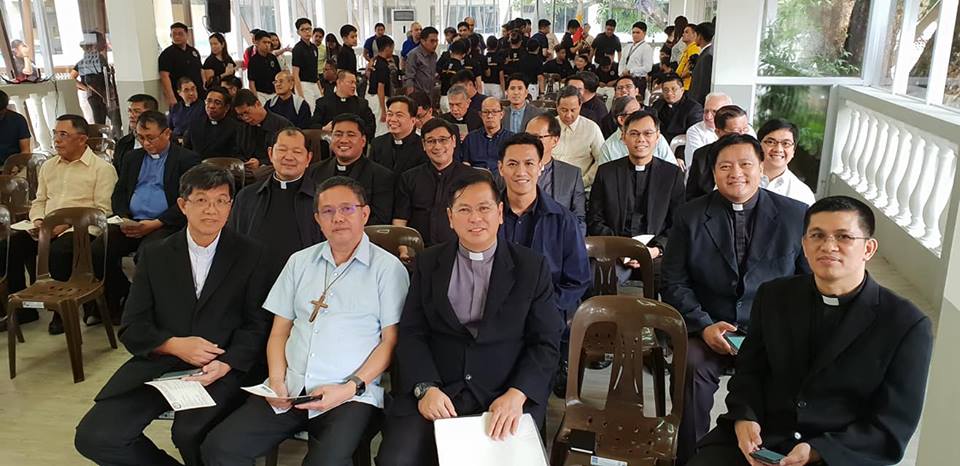 09 The Salesians of Don Bosco with Bishop Roberto Mallari, DD, of the ...